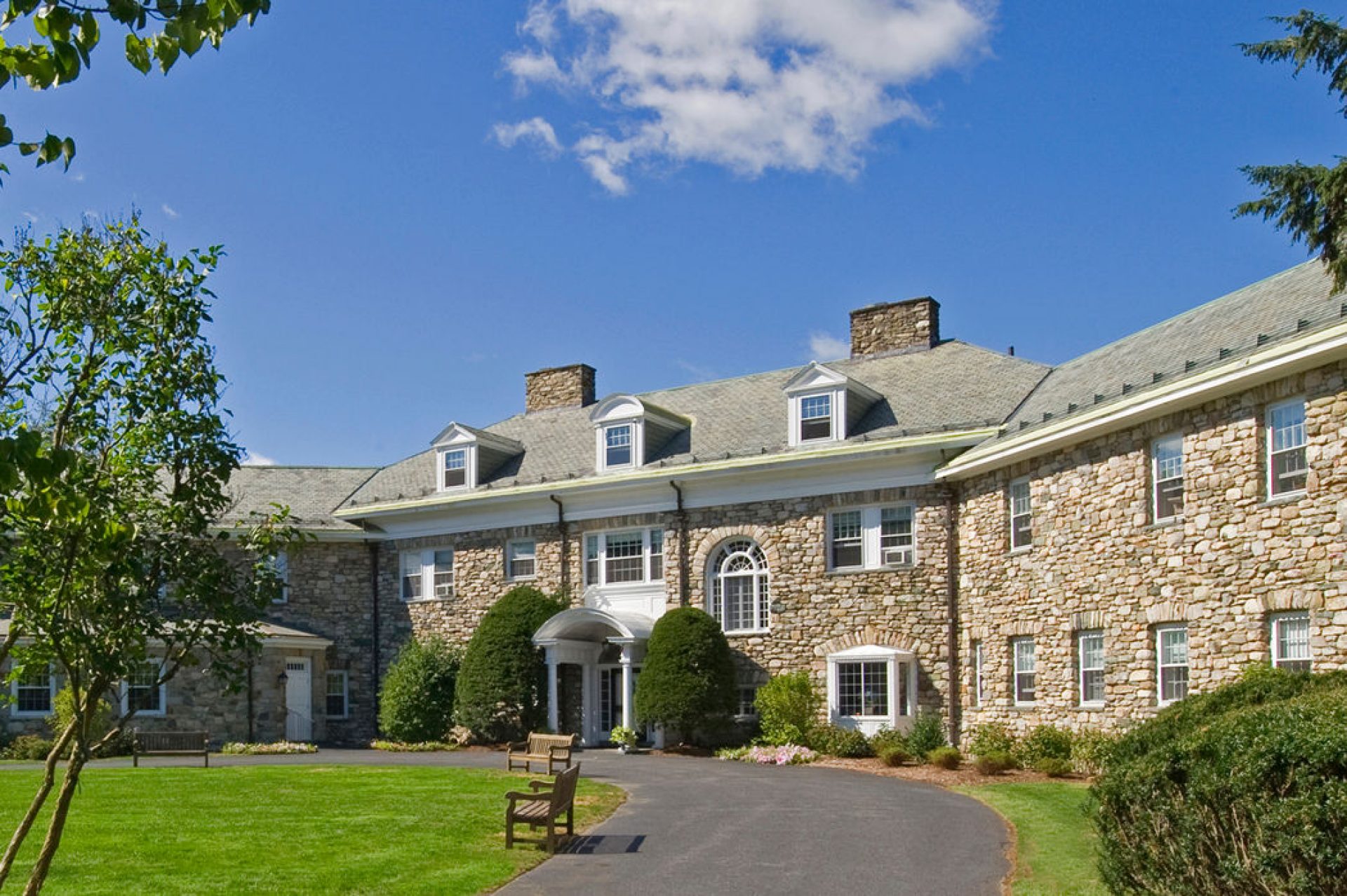 BC Connors Center named to The Knot Best of Weddings Hall of Fame